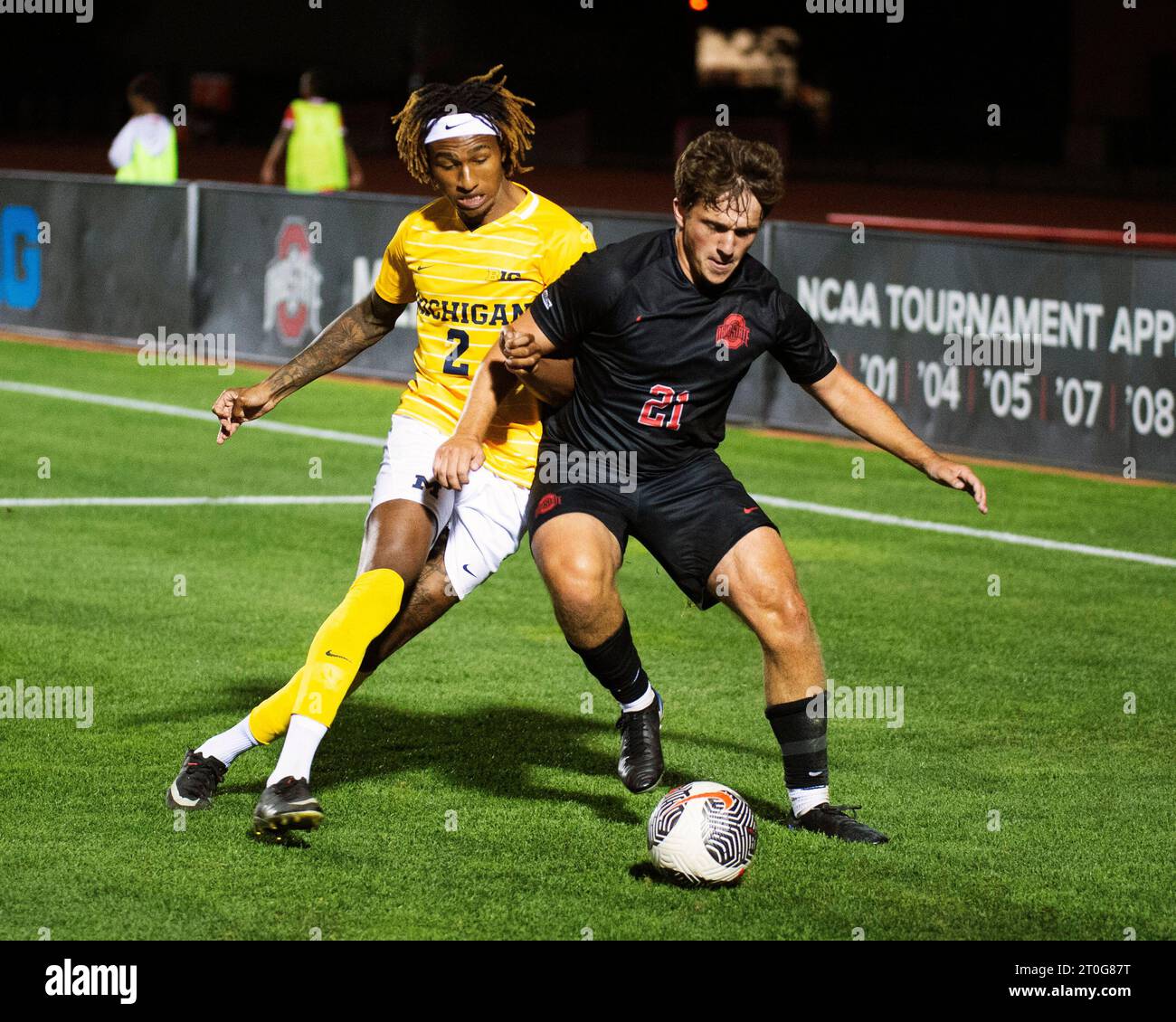 Columbus, Ohio, USA. 6th Oct, 2023. Ohio State Buckeyes midfielder ...