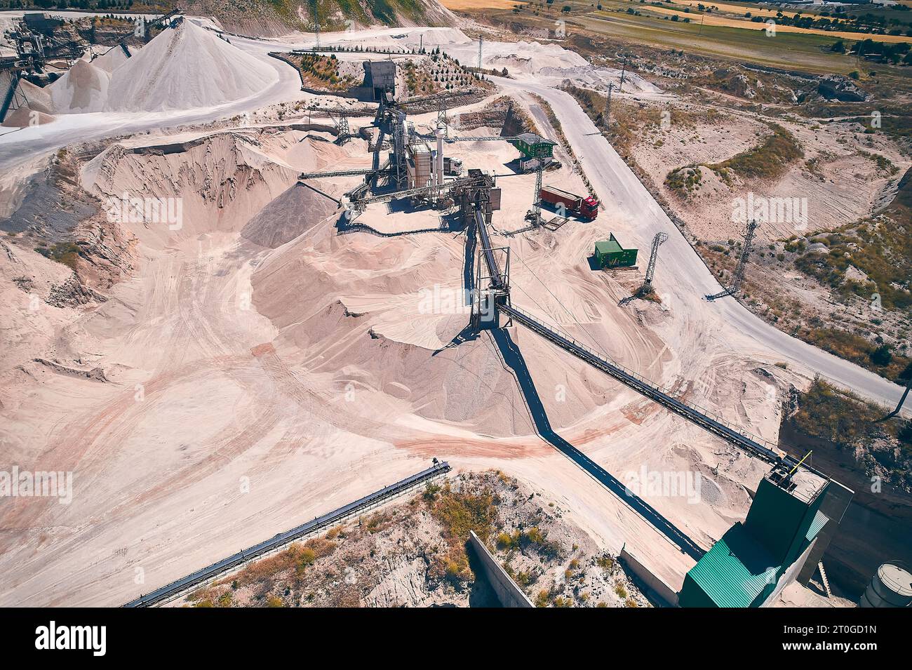 Aerial view sand gravel crushing hi-res stock photography and images ...