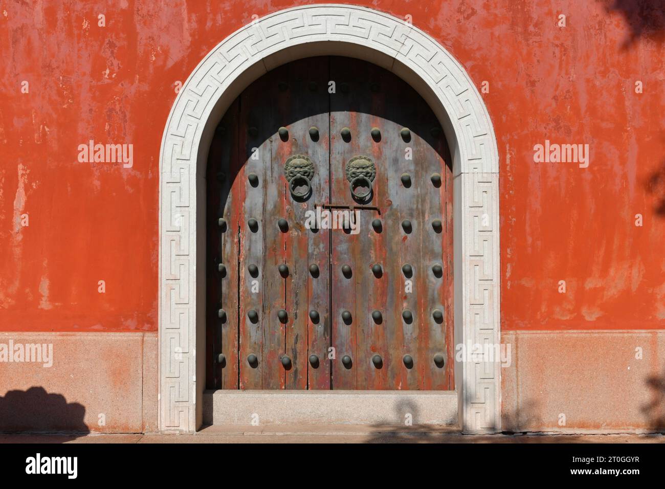 Traditional chinese architectural style hi-res stock photography and ...