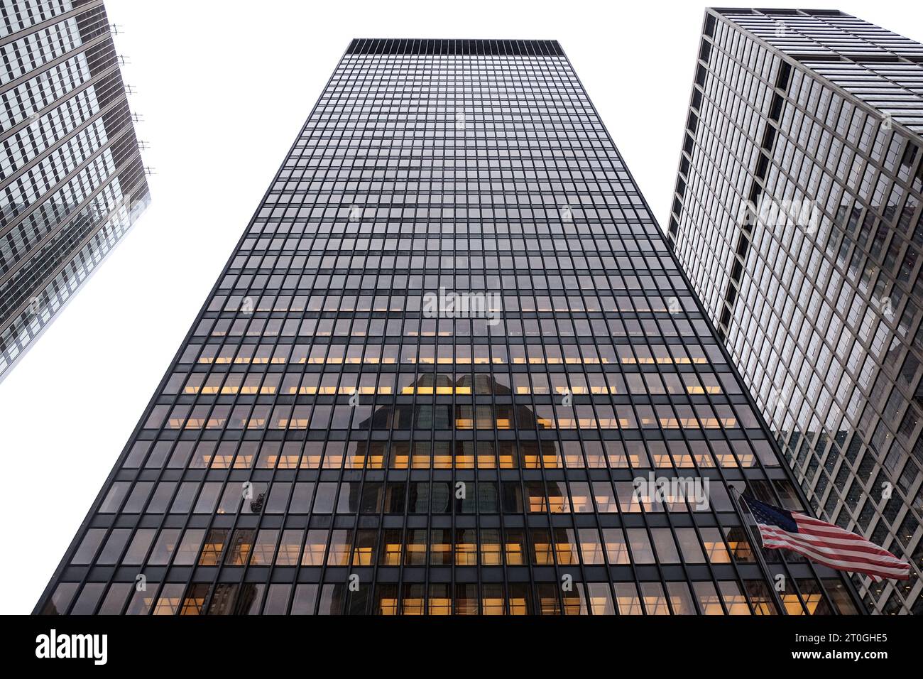 An American flag fluters before the iconic Seagram building, by ...