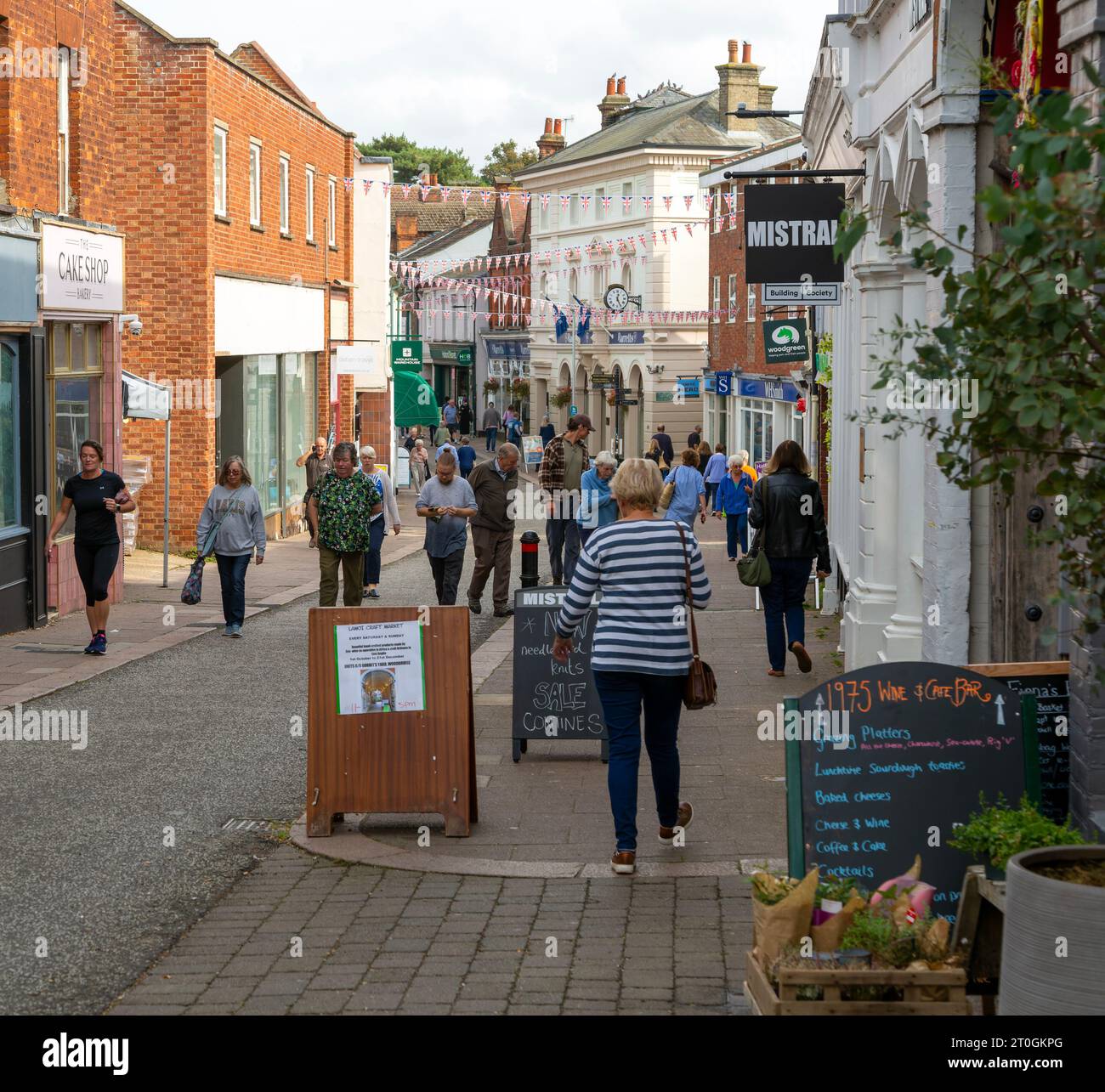 People shopping in pedestrianised High Street, The Thoroughfare ...