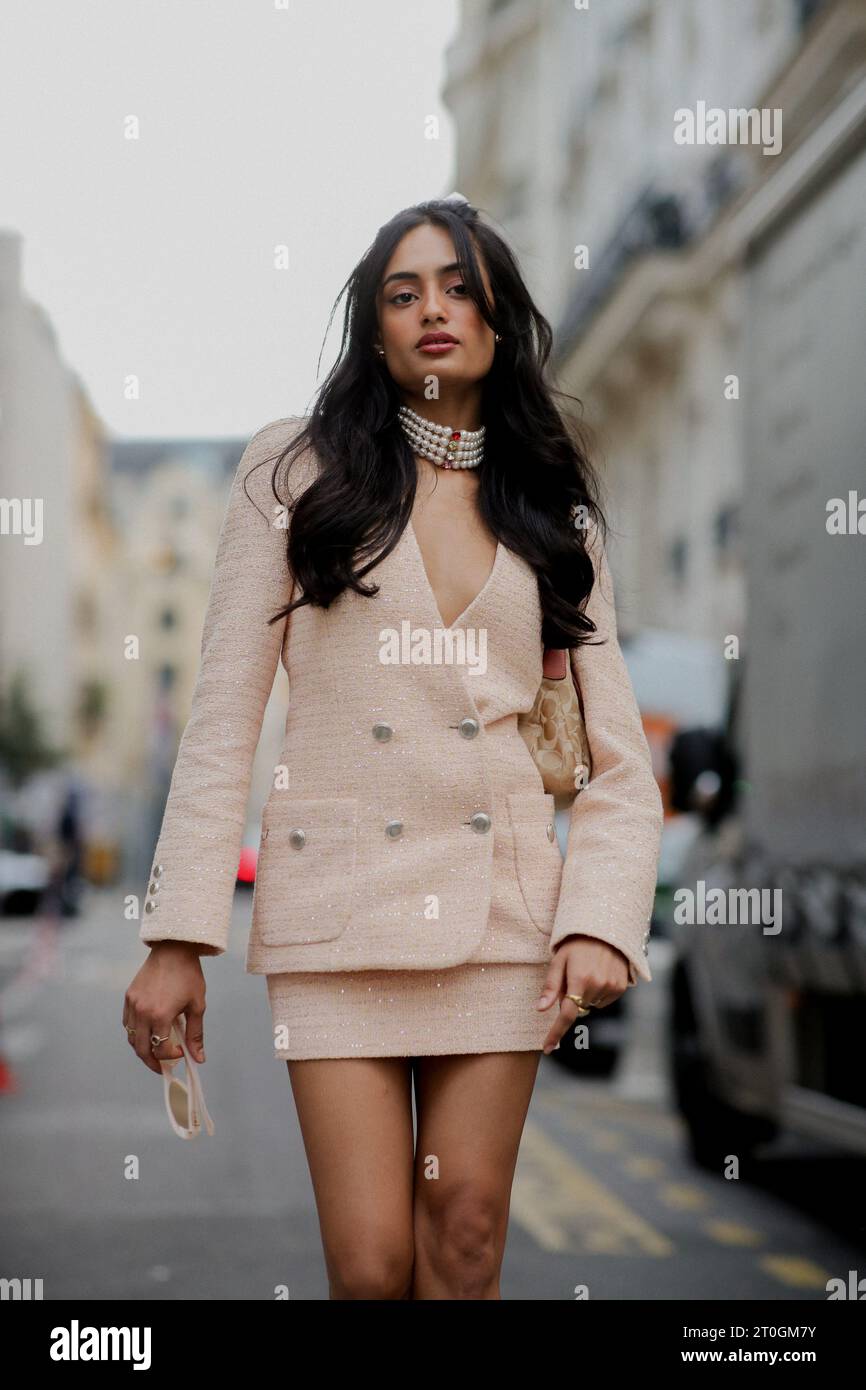 Street style, Sabrina Bahsoon arriving at Alessandra Rich Spring Summer ...