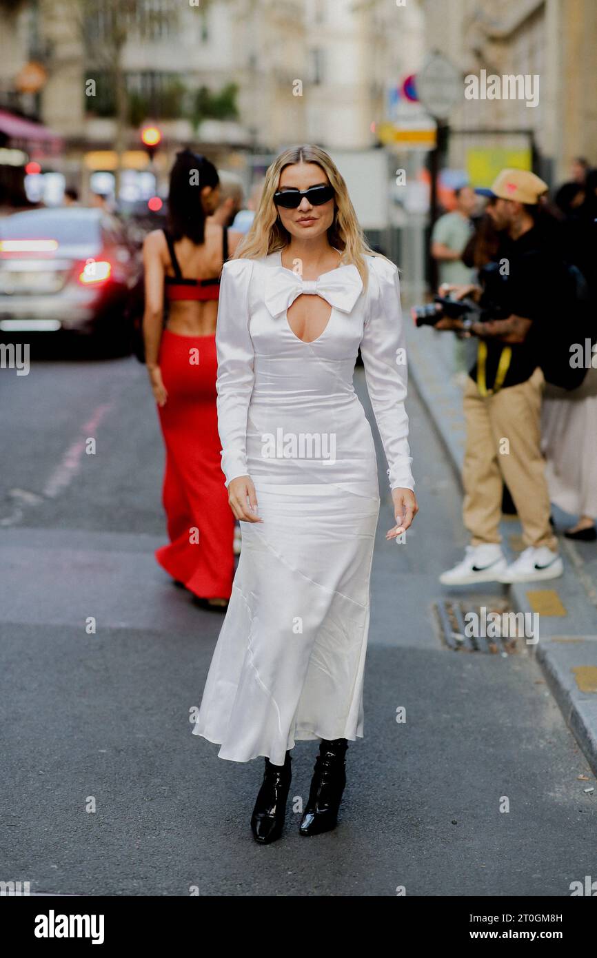 Street style, Veronica Ferraro arriving at Alessandra Rich Spring ...