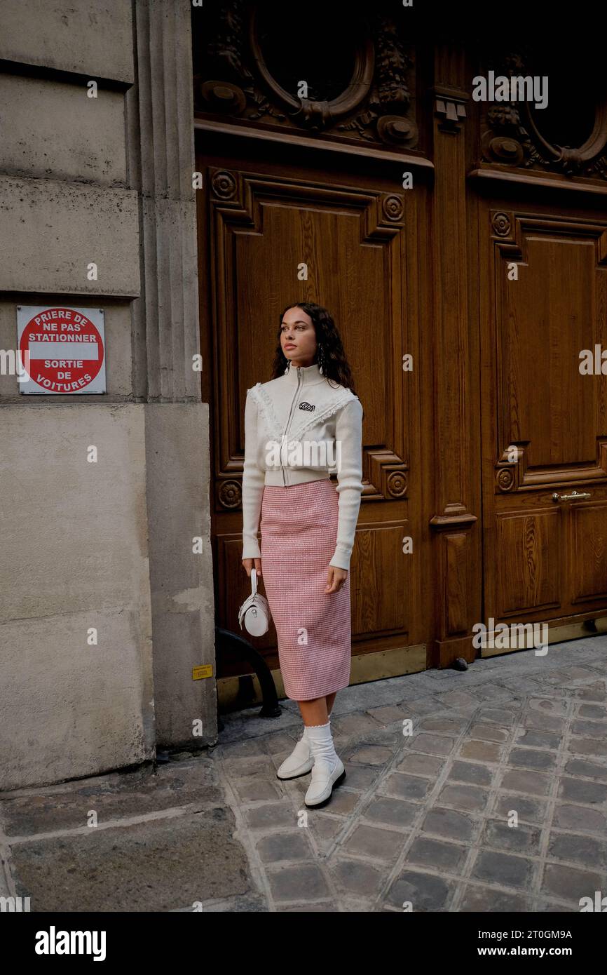 Street style, Sarah Lysander arriving at Alessandra Rich Spring Summer ...