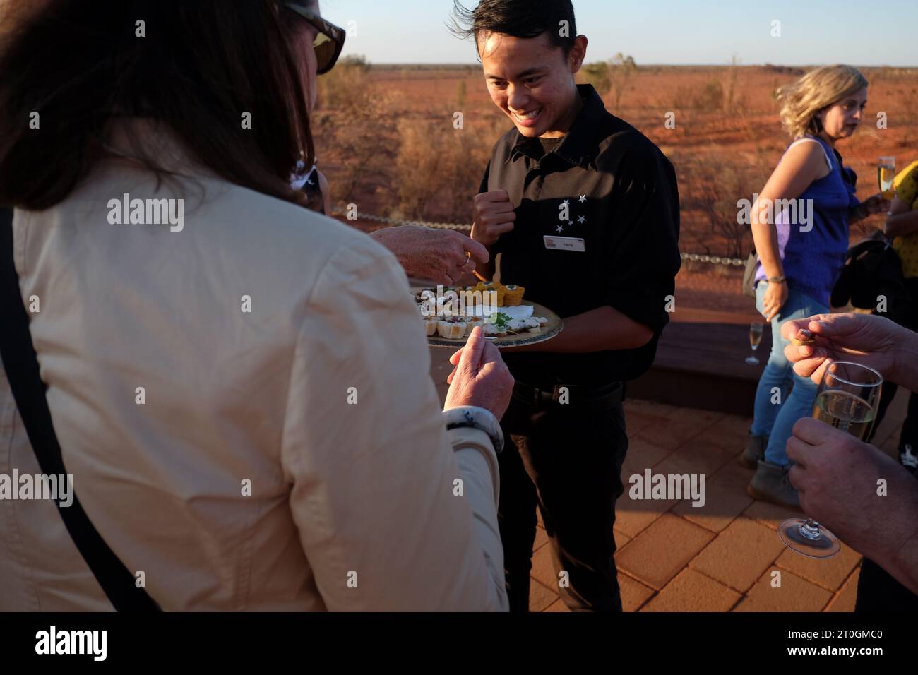 Pre dinner drinks and canapes at the Uluru & Kata Tjuta sunset viewing ...