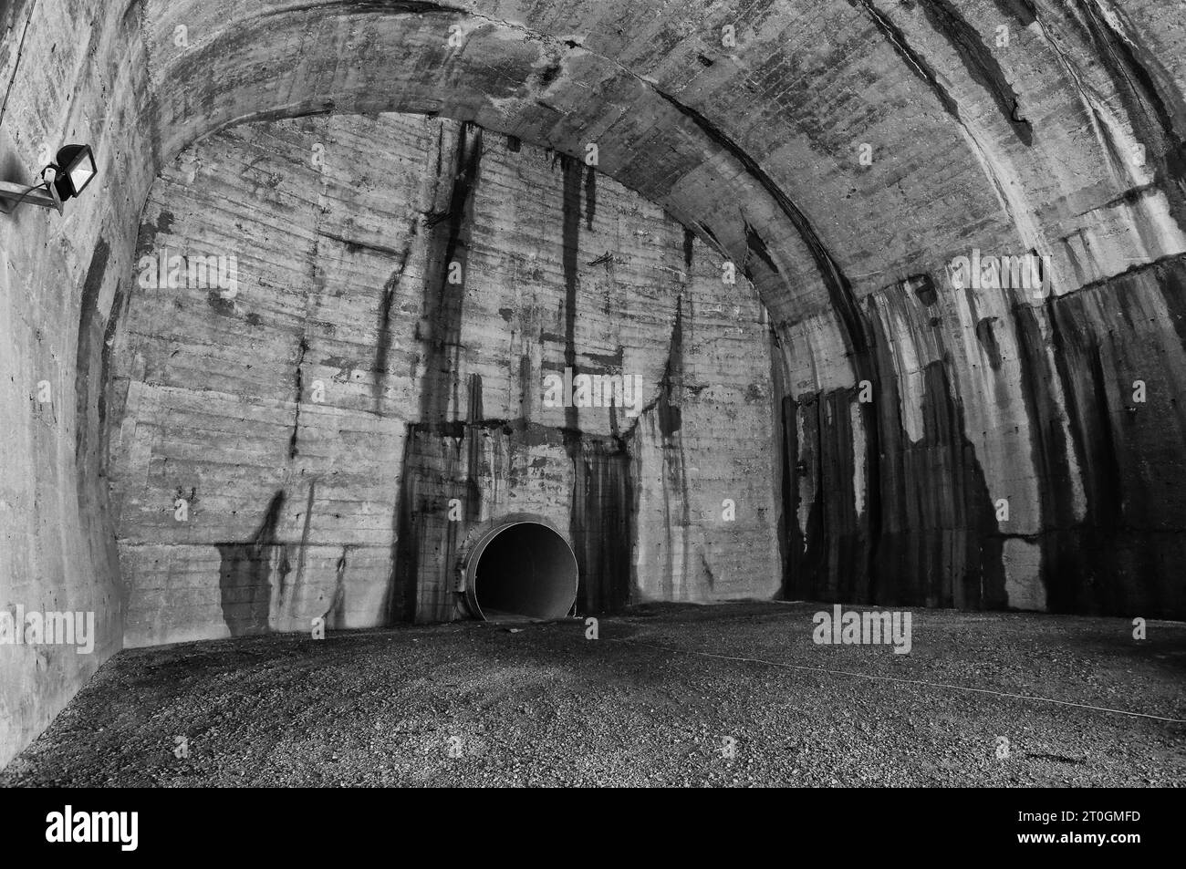 Interior and exterior of the Vajont dam, site of the disaster that ...