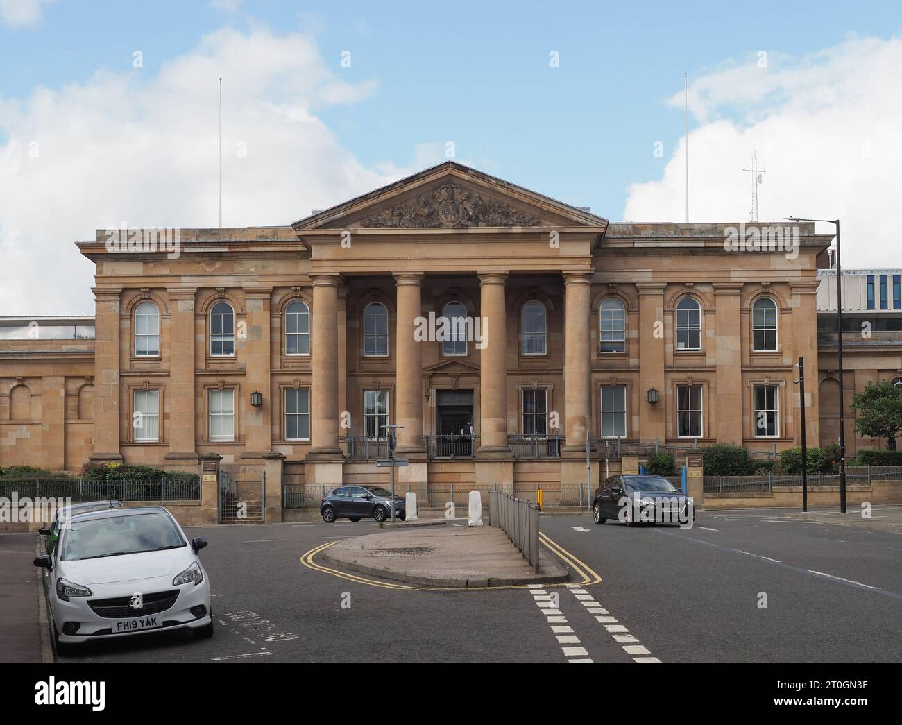 Dundee sheriff court hi-res stock photography and images - Alamy