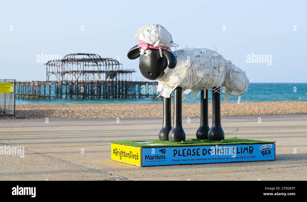 Shaun the sheep hi-res stock photography and images - Alamy