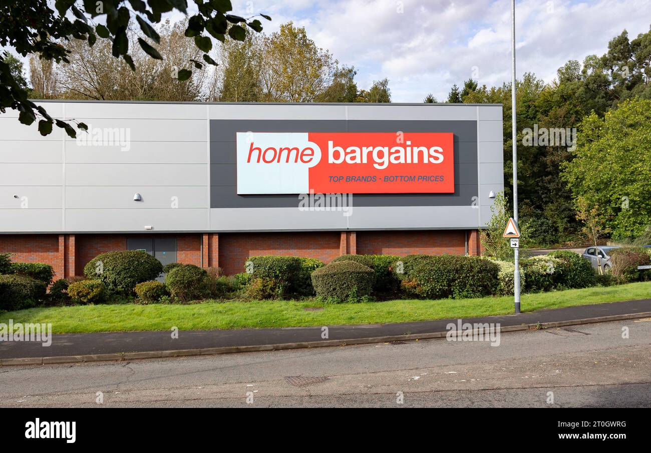 Home bargains logo hi-res stock photography and images - Alamy