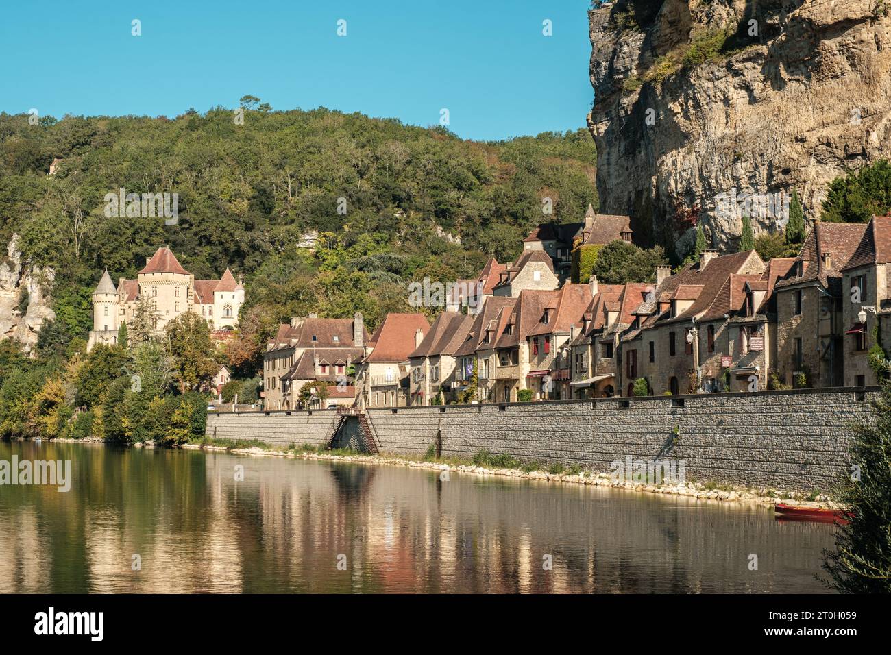 La Roque-Gageac, Nouvelle-Aquitaine, France - 30th September 2023: La ...