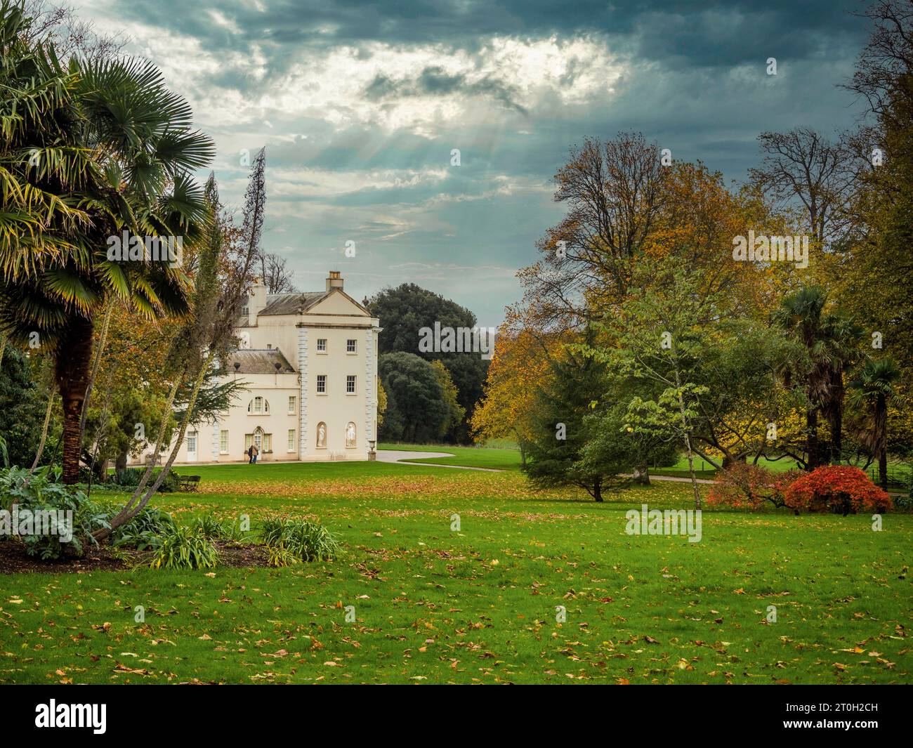 Saltram gardens hi-res stock photography and images - Alamy