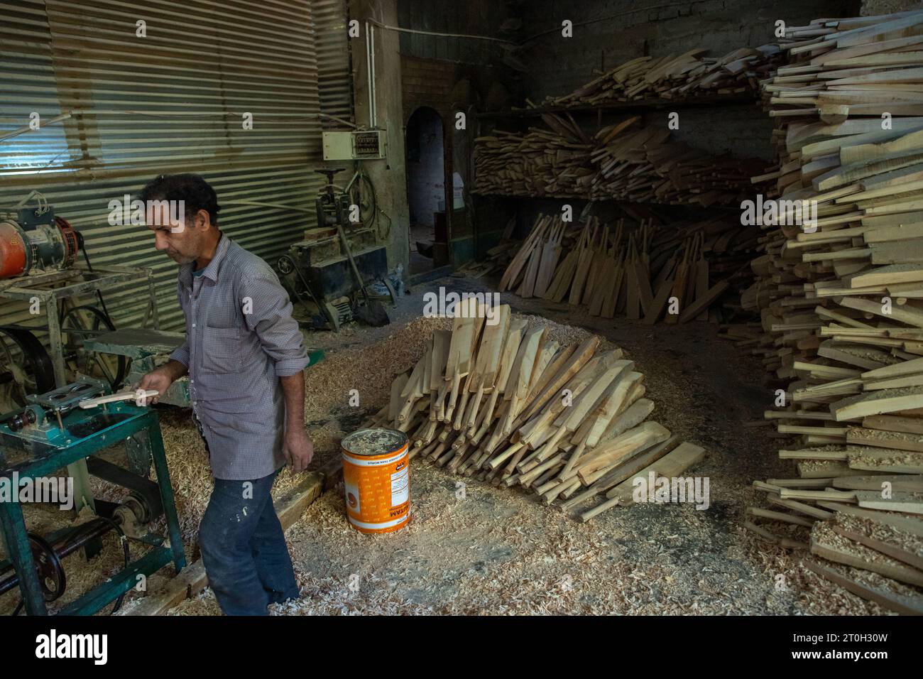 Working with bats hi-res stock photography and images - Alamy