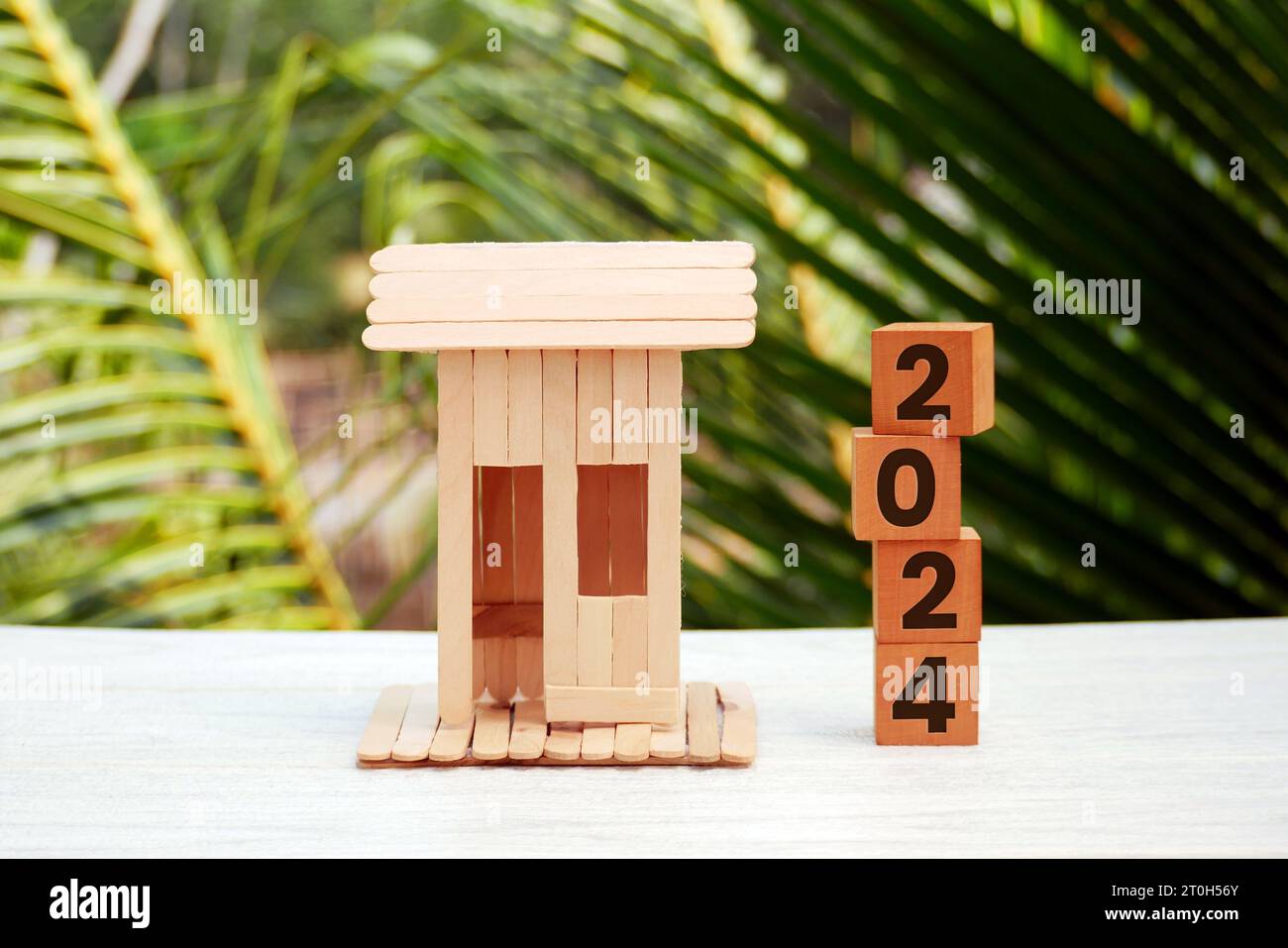 Wooden blocks number hi-res stock photography and images - Alamy