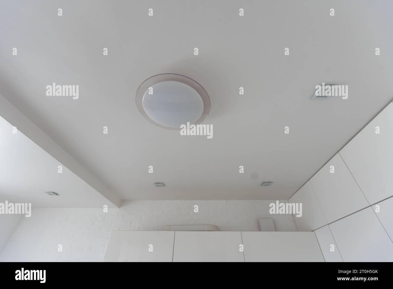 Wall white blocks putty hi-res stock photography and images - Alamy