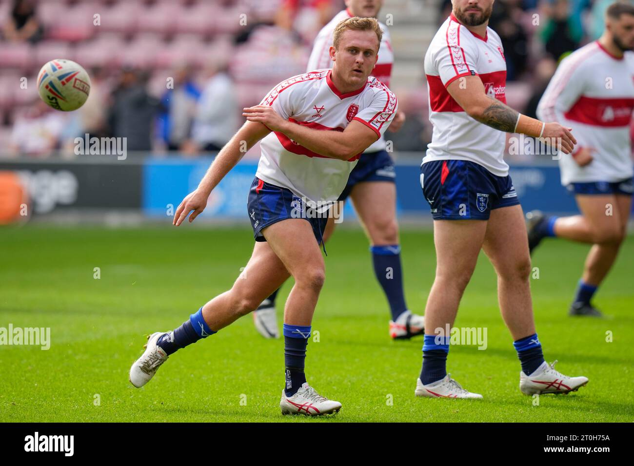 Jez Litten #14 of Hull KR warms up before the Betfred Super League Semi ...