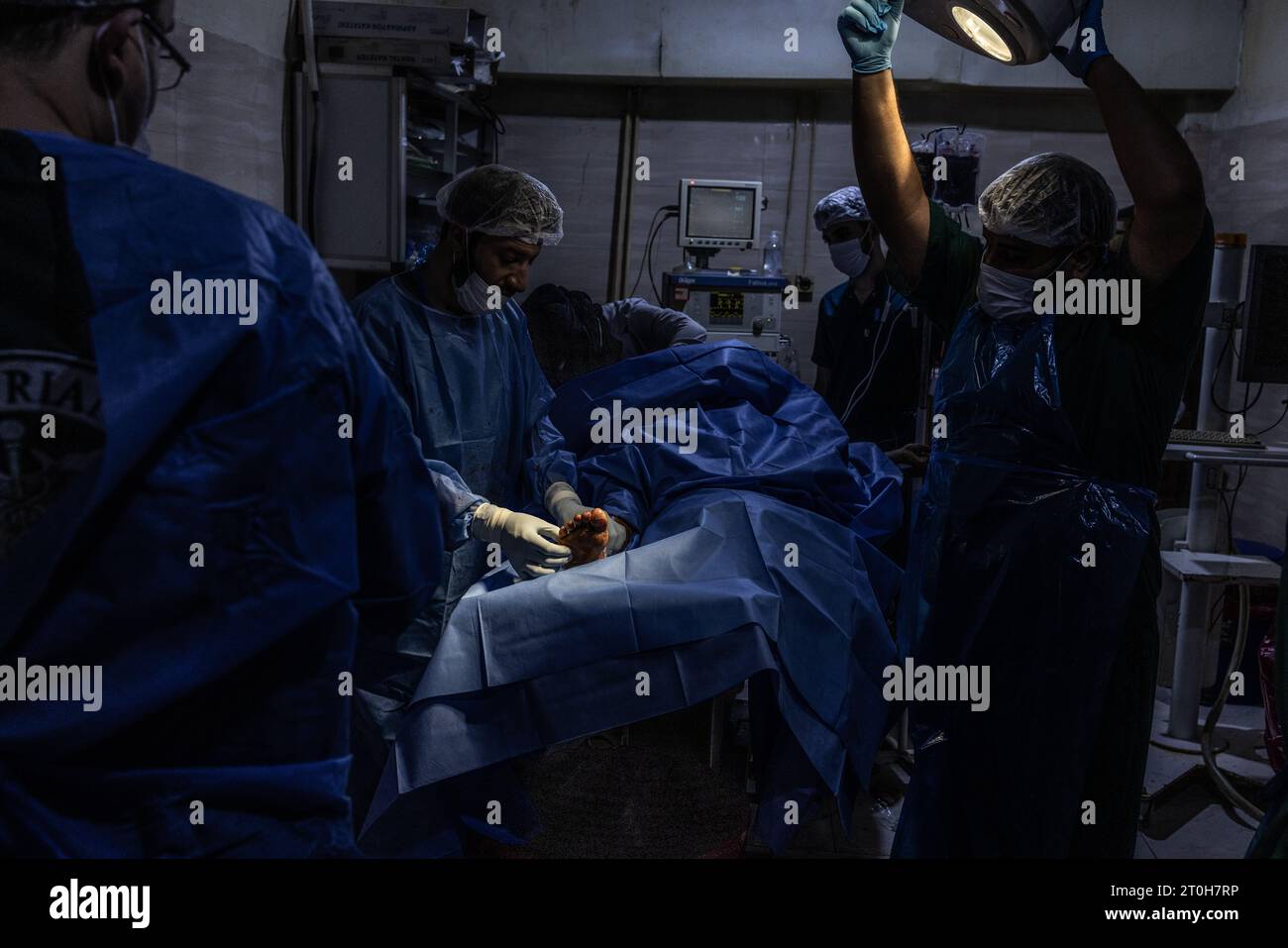 Idlib, Syria. 07th Oct, 2023. A child receives treatment after ...