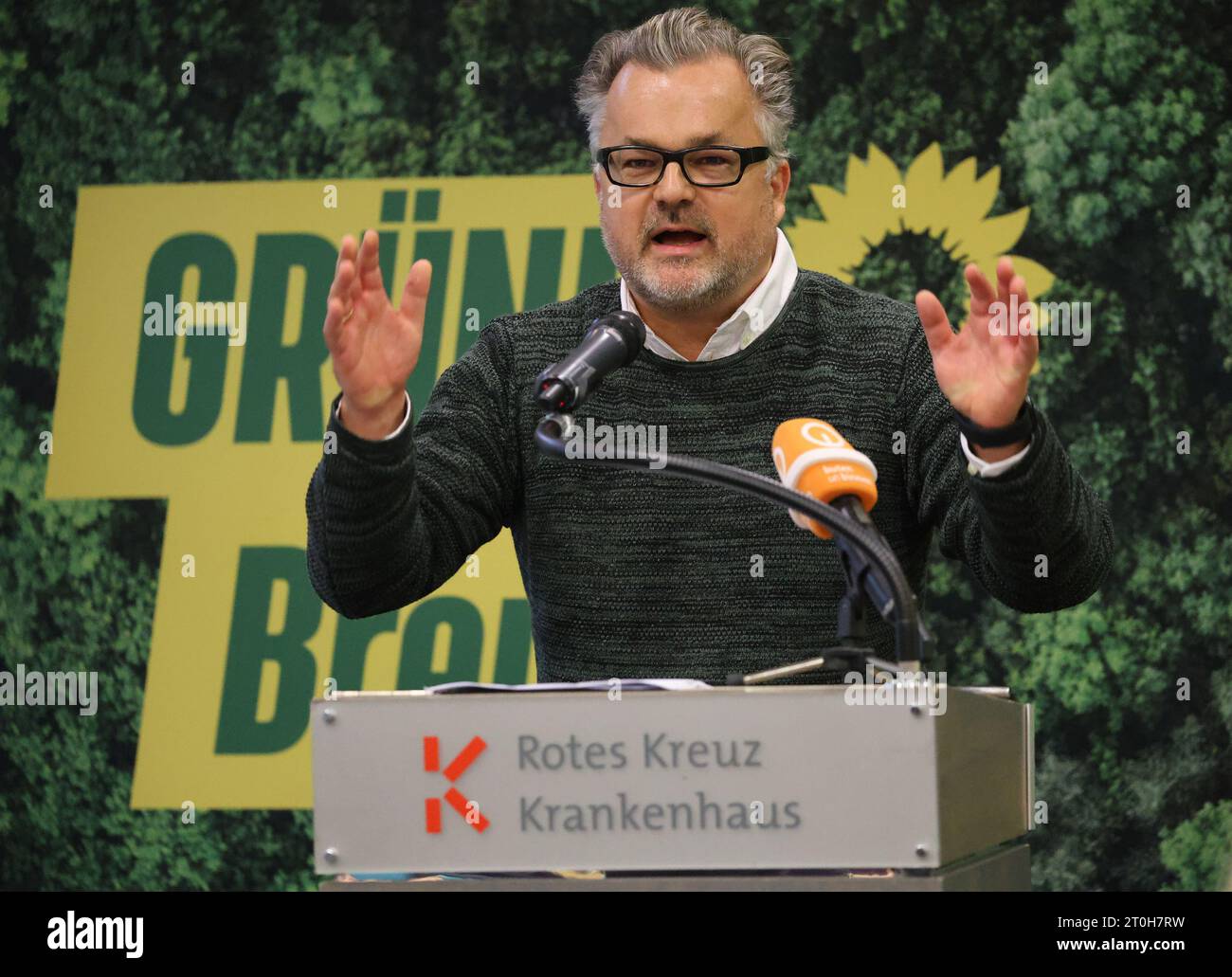 Bremen, Germany. 07th Oct, 2023. Marek Helsner, candidate for the ...