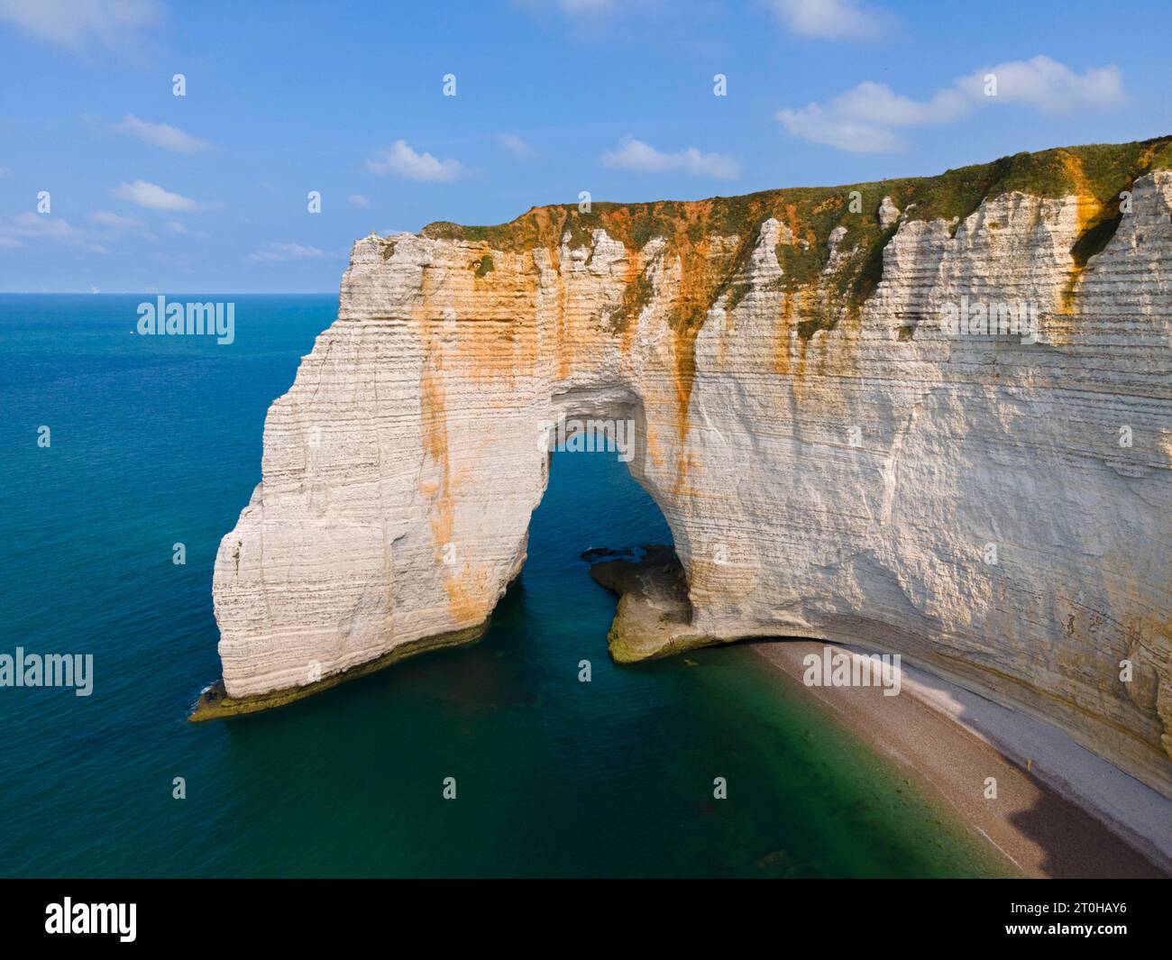 Aerial view, rocky coast, cliff, chalk cliffs, Manneport, Etretat ...