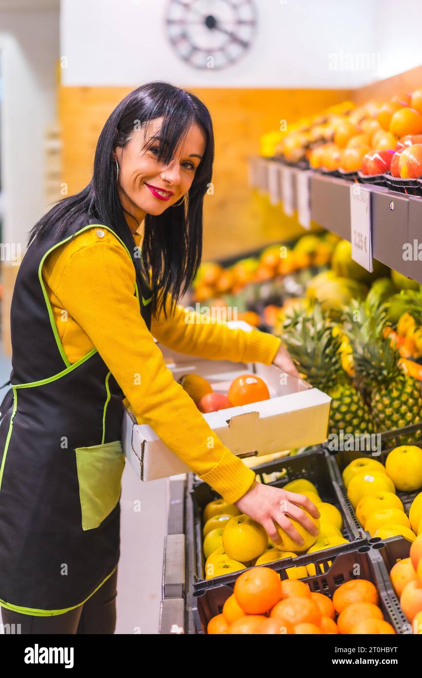 Fruit order hi-res stock photography and images - Alamy