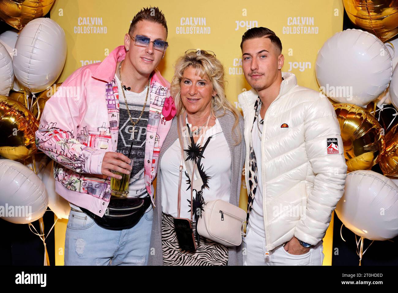 Reality-TV-Darsteller Calvin Kleinen mit seiner Mutter Dagmar Kleinen ...