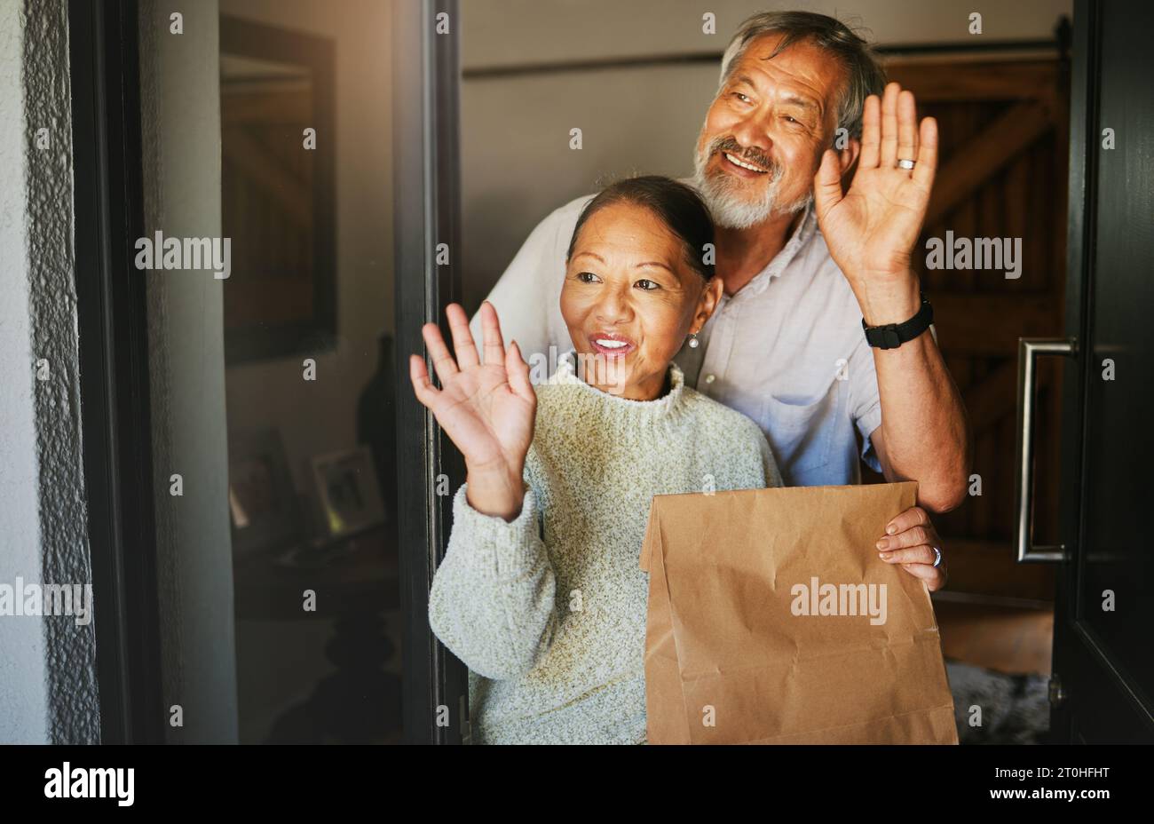 Mature woman man cargo hi-res stock photography and images - Alamy