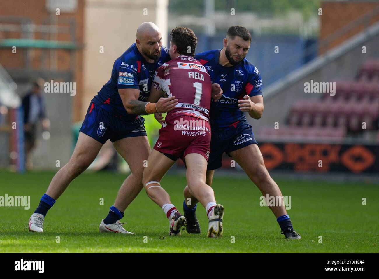 Wigan, UK. 07th Oct, 2023. Sam Luckley #26 of Hull KR and Matty Storton ...