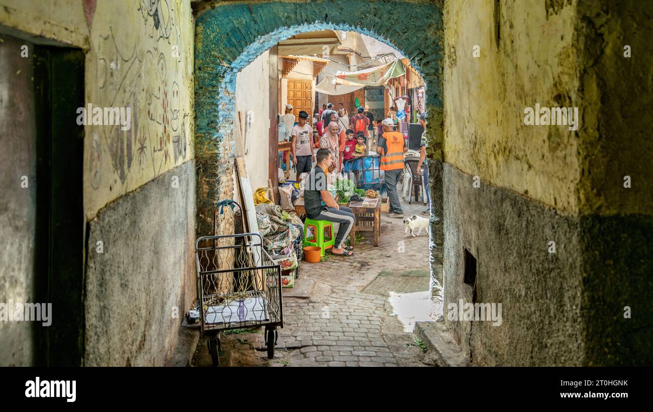 Fes, Morocco - 10 September 2022: Local Moroccan people shopping in the ...