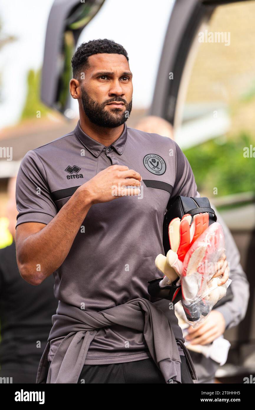 Wes Foderingham of Sheffield United arrives ahead of the Premier League ...