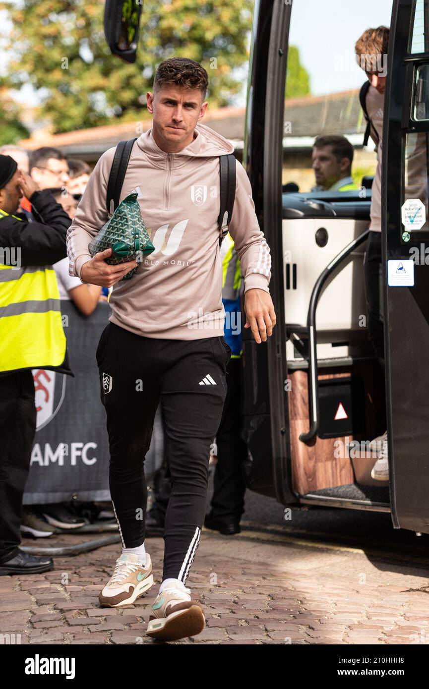 Tom Cairney of Fulham arrives ahead of the Premier League match between ...