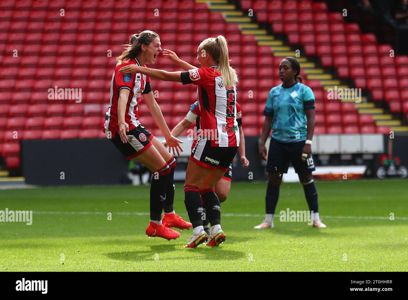 Sheff utd women hi-res stock photography and images - Alamy