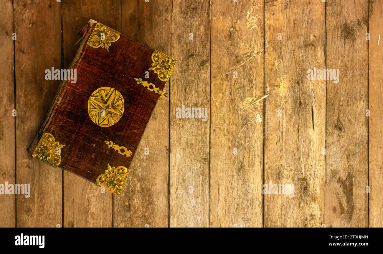 Book lying on the table hi-res stock photography and images - Alamy