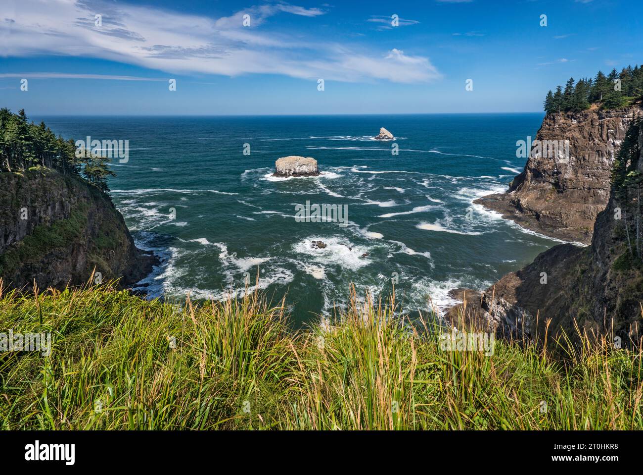 Majestic capes hi-res stock photography and images - Alamy