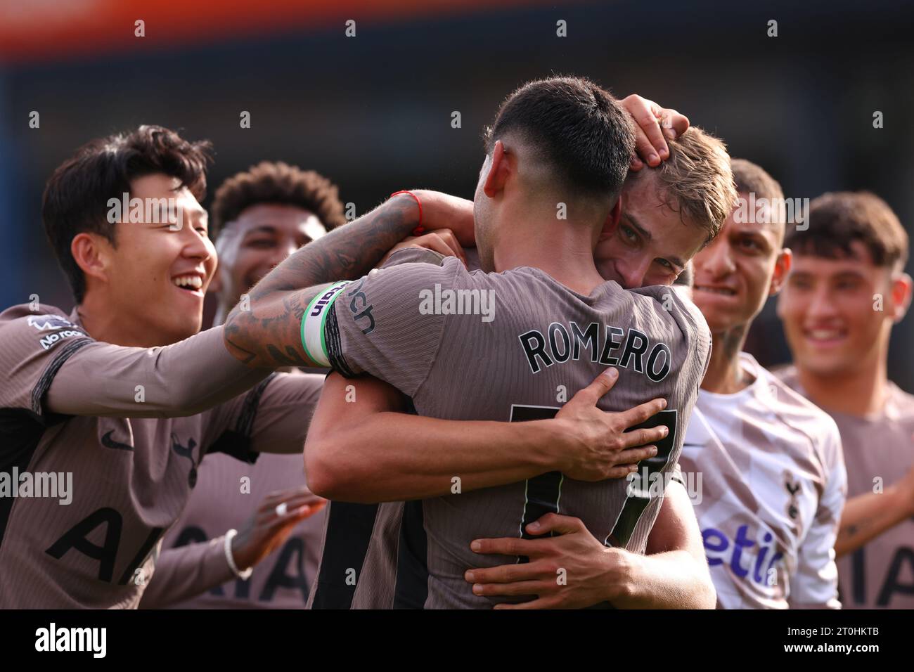 Kenilworth Road, Luton, Bedfordshire, UK. 7th Oct, 2023. Premier League ...