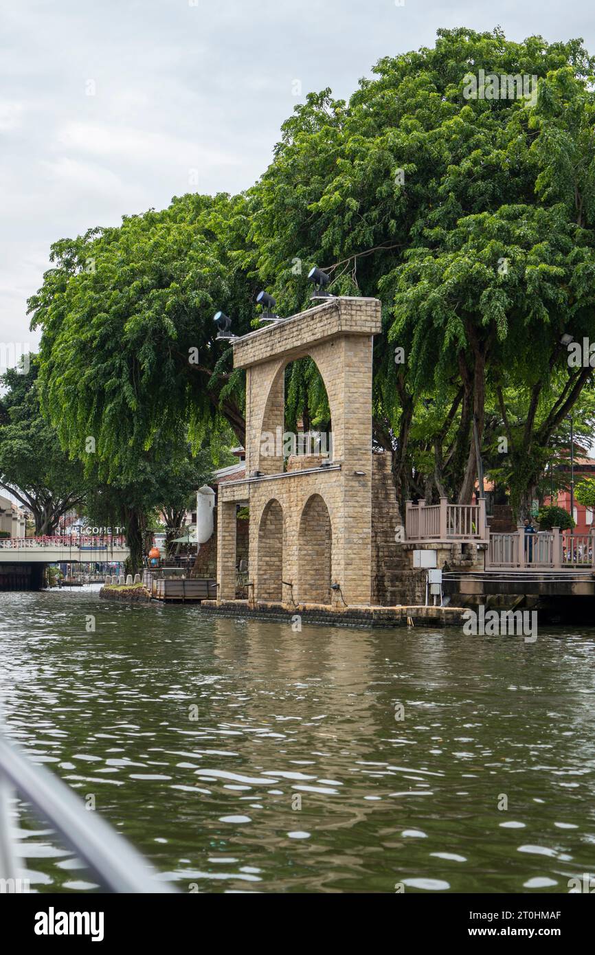The Malacca River is a river in Malaysia which flows through the middle ...