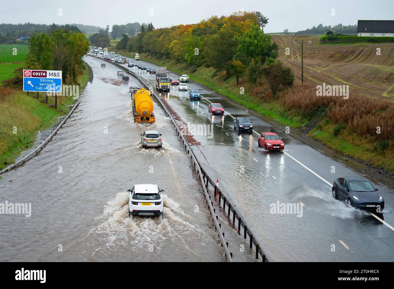 Stirling, Scotland, UK. 7th October 2023. Flooding on the M9 motorway ...