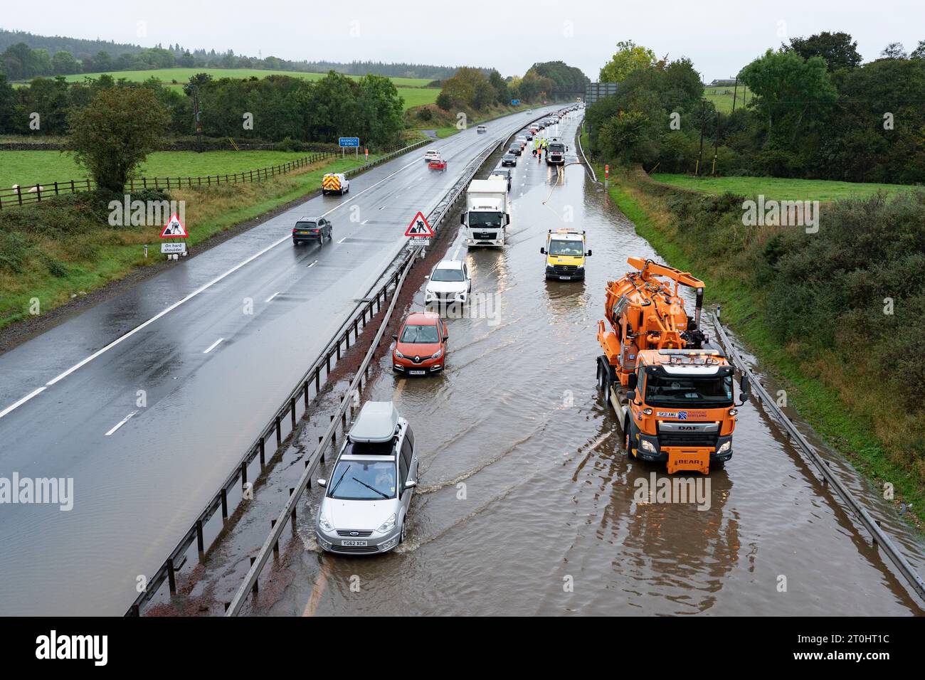 Stirling, Scotland, UK. 7th October 2023. Flooding on the M9 motorway ...
