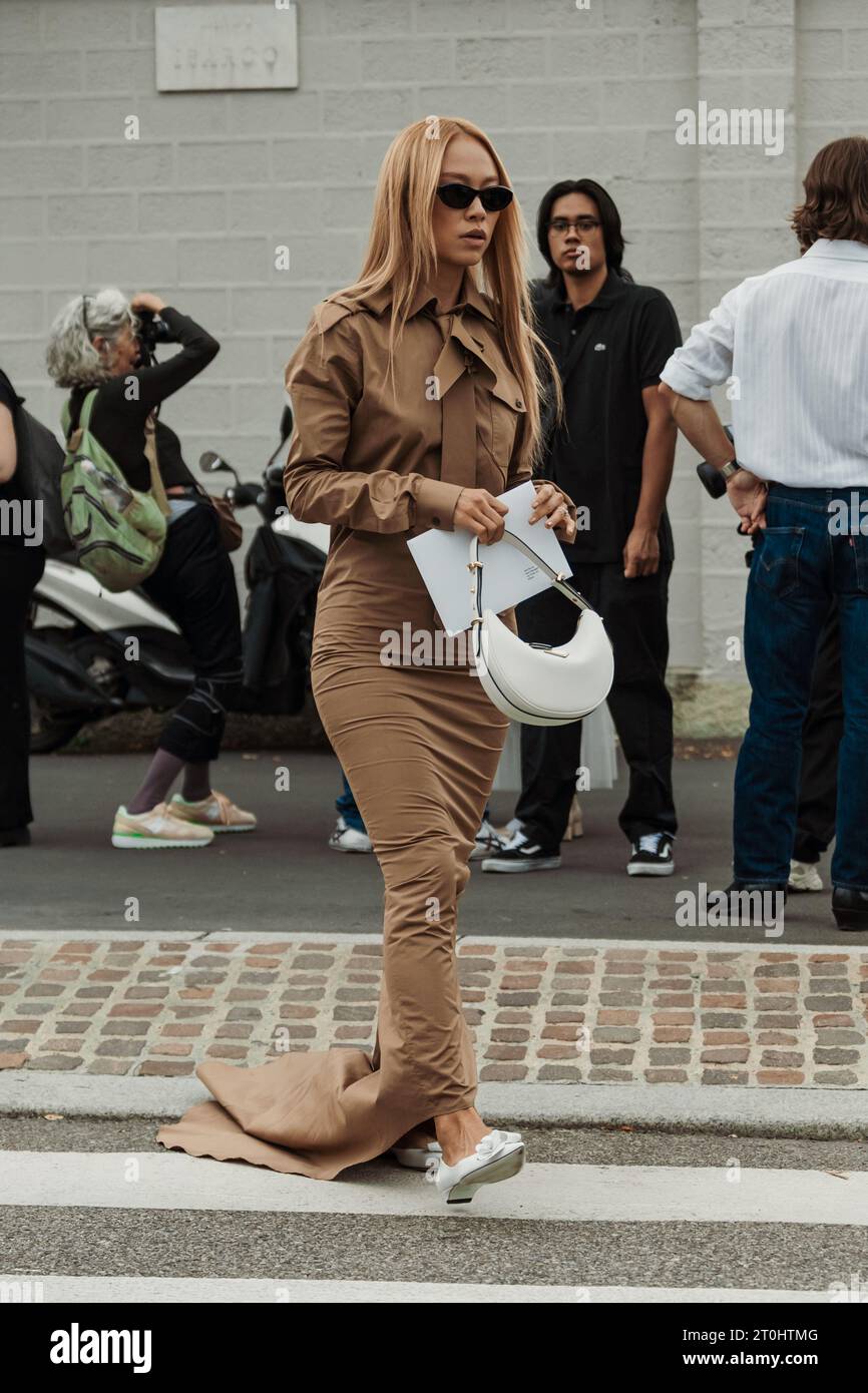 Runway spring 2024 dress hi-res stock photography and images - Alamy