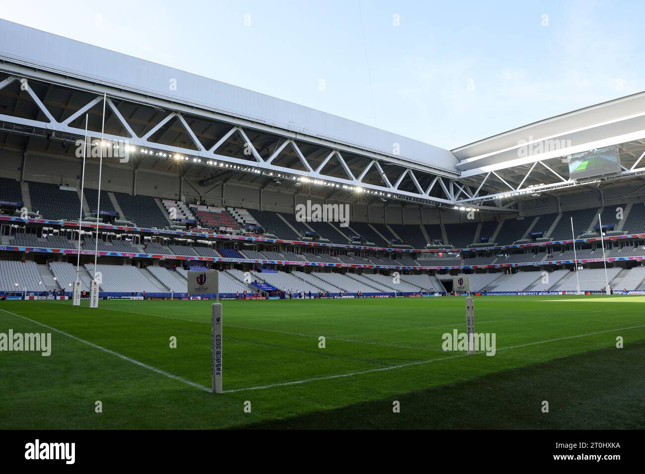 Stade pierre mauroy general view hi-res stock photography and images ...