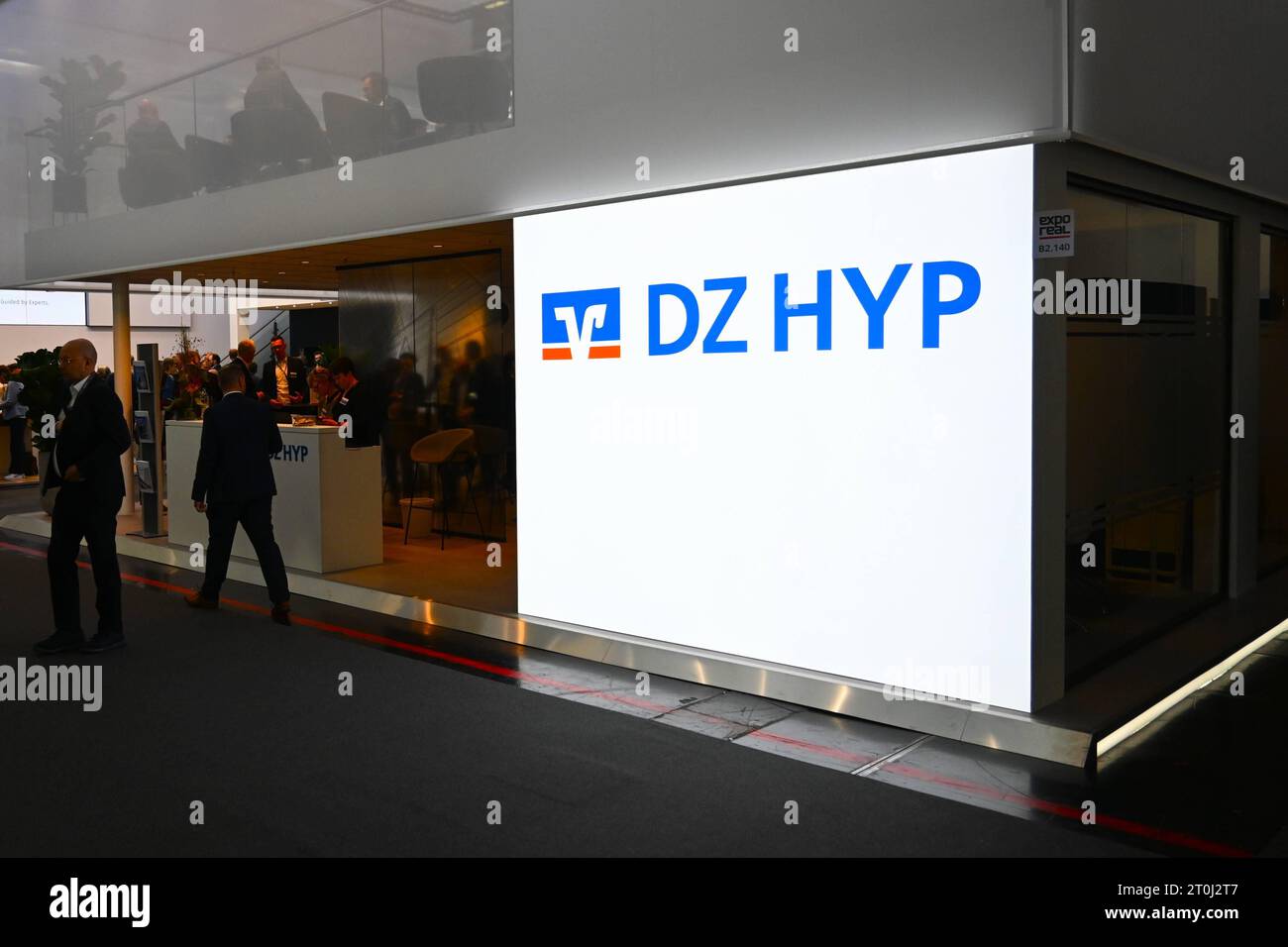 Dz hyp hi-res stock photography and images - Alamy