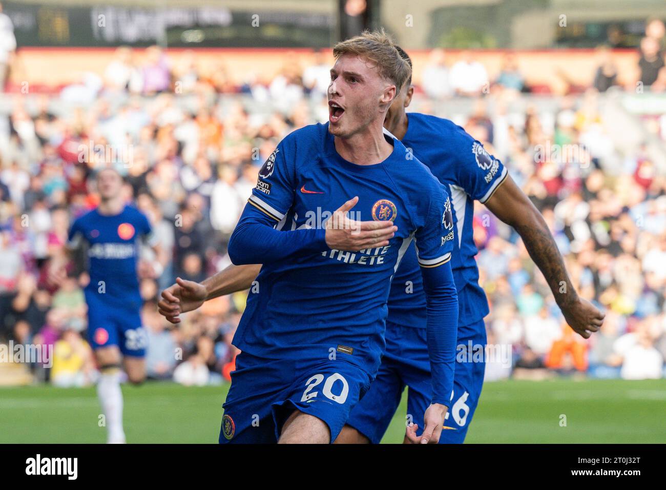 Cole Palmer #20 of Chelsea celebrates his goal to make it 2-1 from the ...