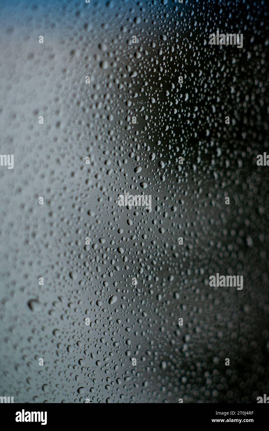 Waterdrops on a window during heavy rain Stock Photo - Alamy