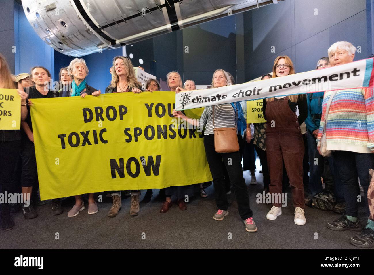 London, UK. 7 October, 2023. Nine climate choirs of around 100 singers ...