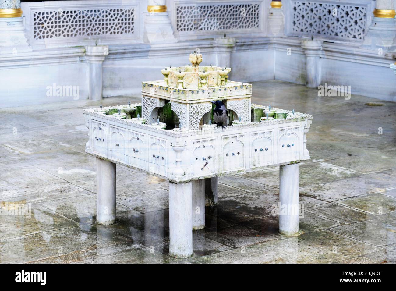 Topkapi palace terrace istanbul turkey hi-res stock photography and ...