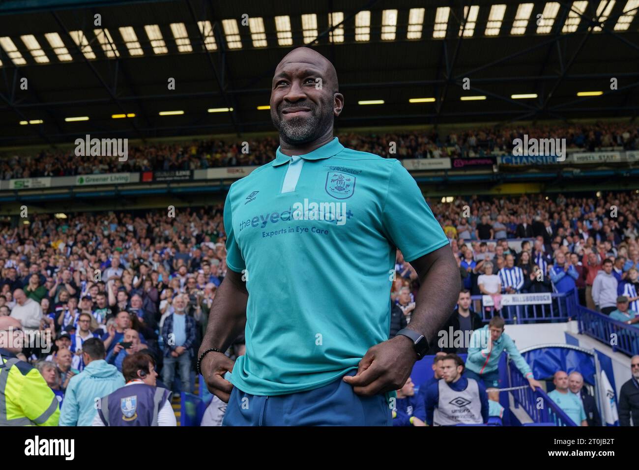 Sheffield, UK. 07th Oct, 2023. Huddersfield Town Manager Darren Moore ...