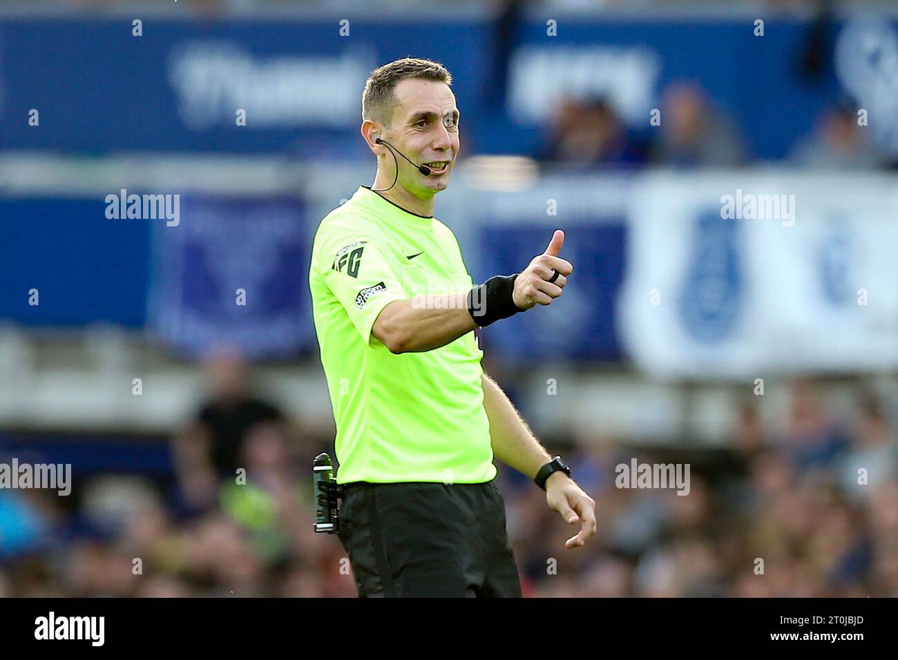Everton, UK. 07th Oct, 2023. Referee David Coote gives the thumbs up ...