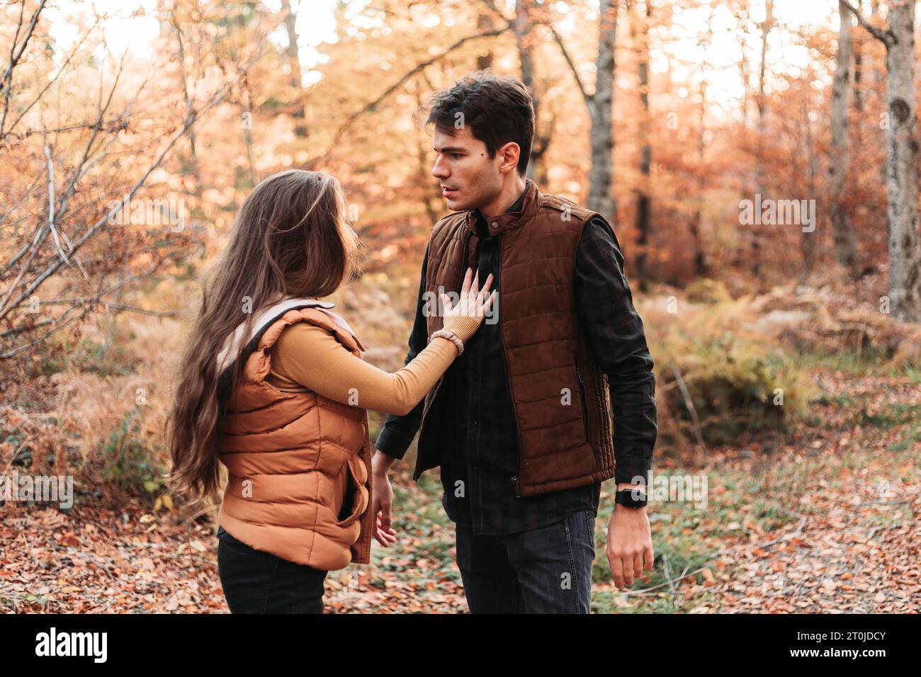 Young woman fighting man hi-res stock photography and images - Alamy
