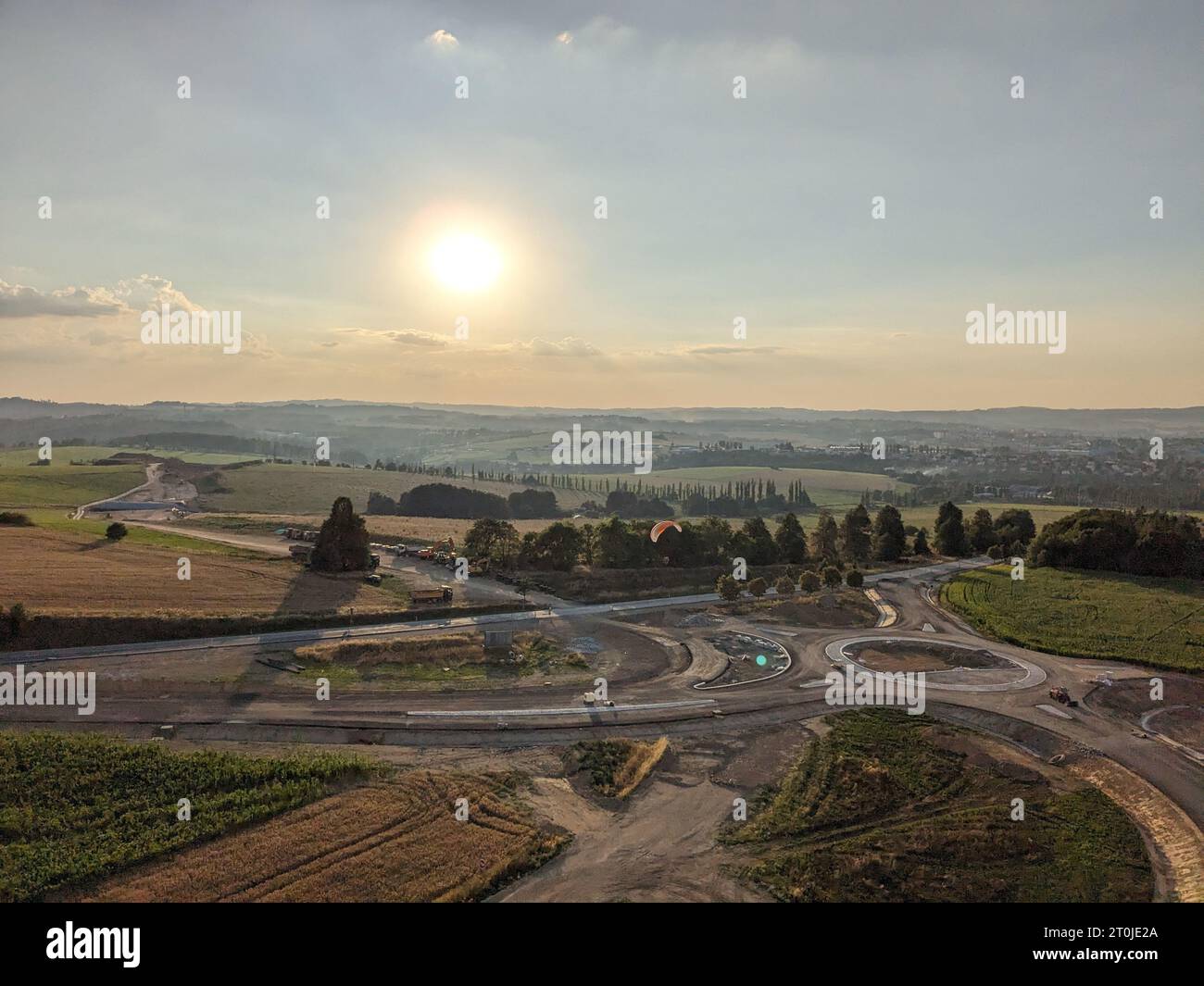 Construction of the Jihlava town bypass road with roundabout and ...