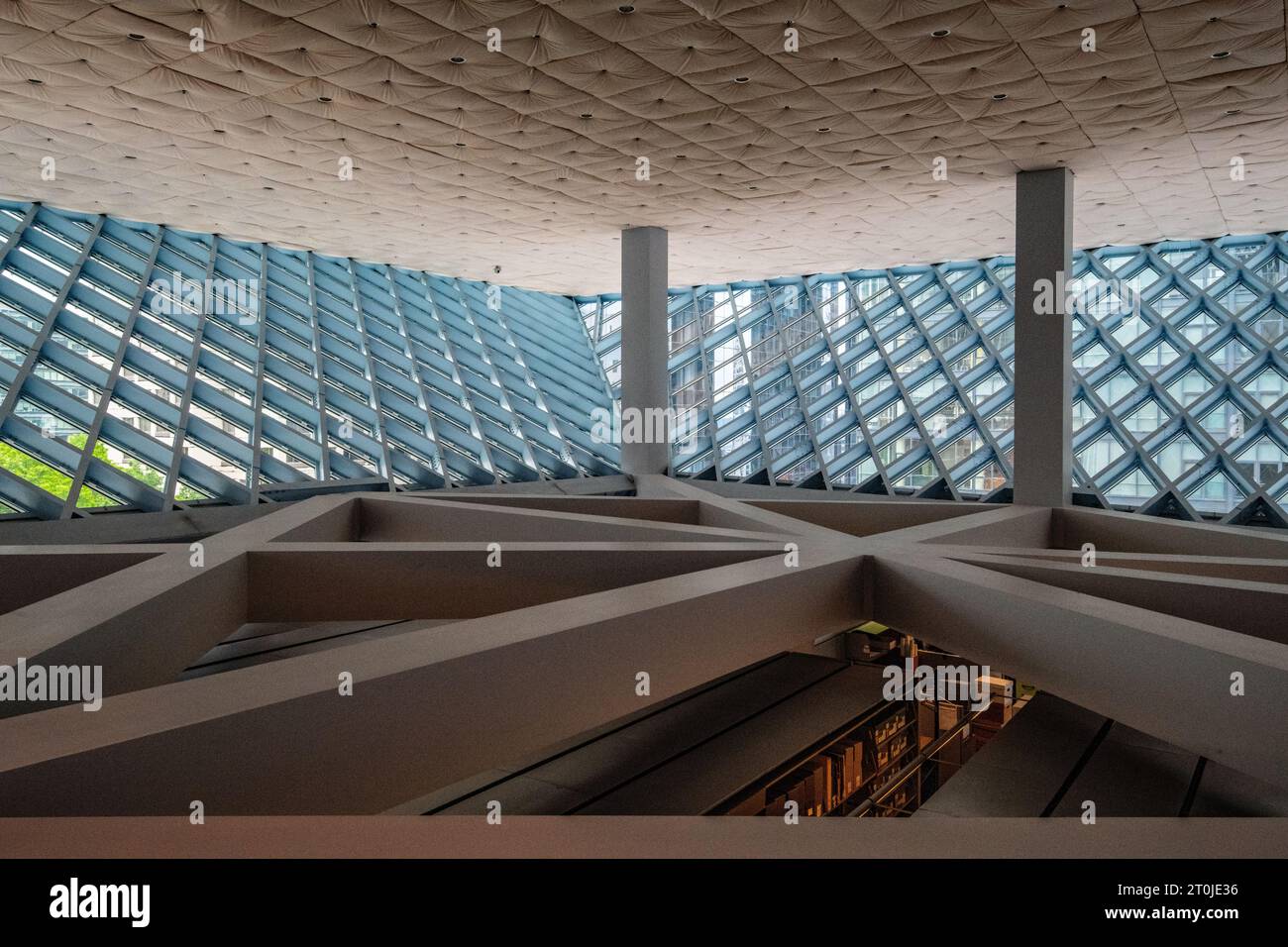 Seattle Public Library - Central Library Stock Photo - Alamy