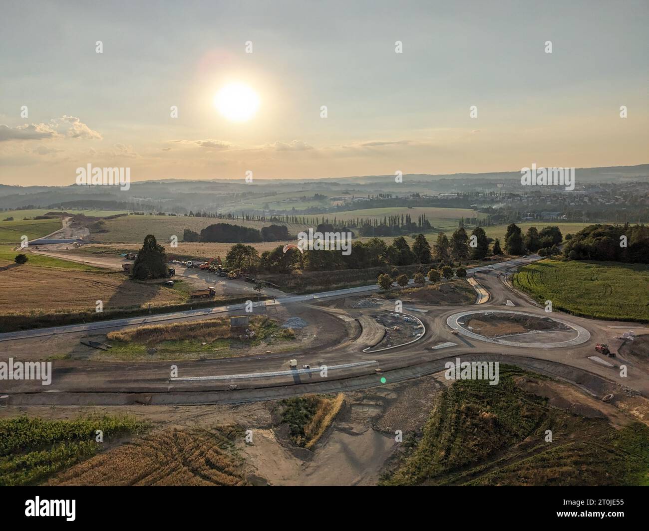 Construction of the Jihlava town bypass road with roundabout and ...