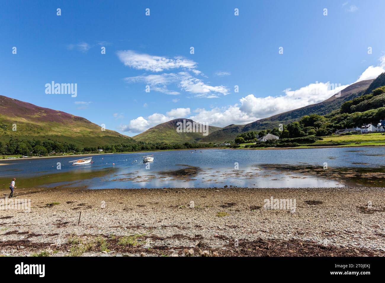 Water paddling in Lochranza, Isle of Arran, Firth of Clyde, Scotland ...